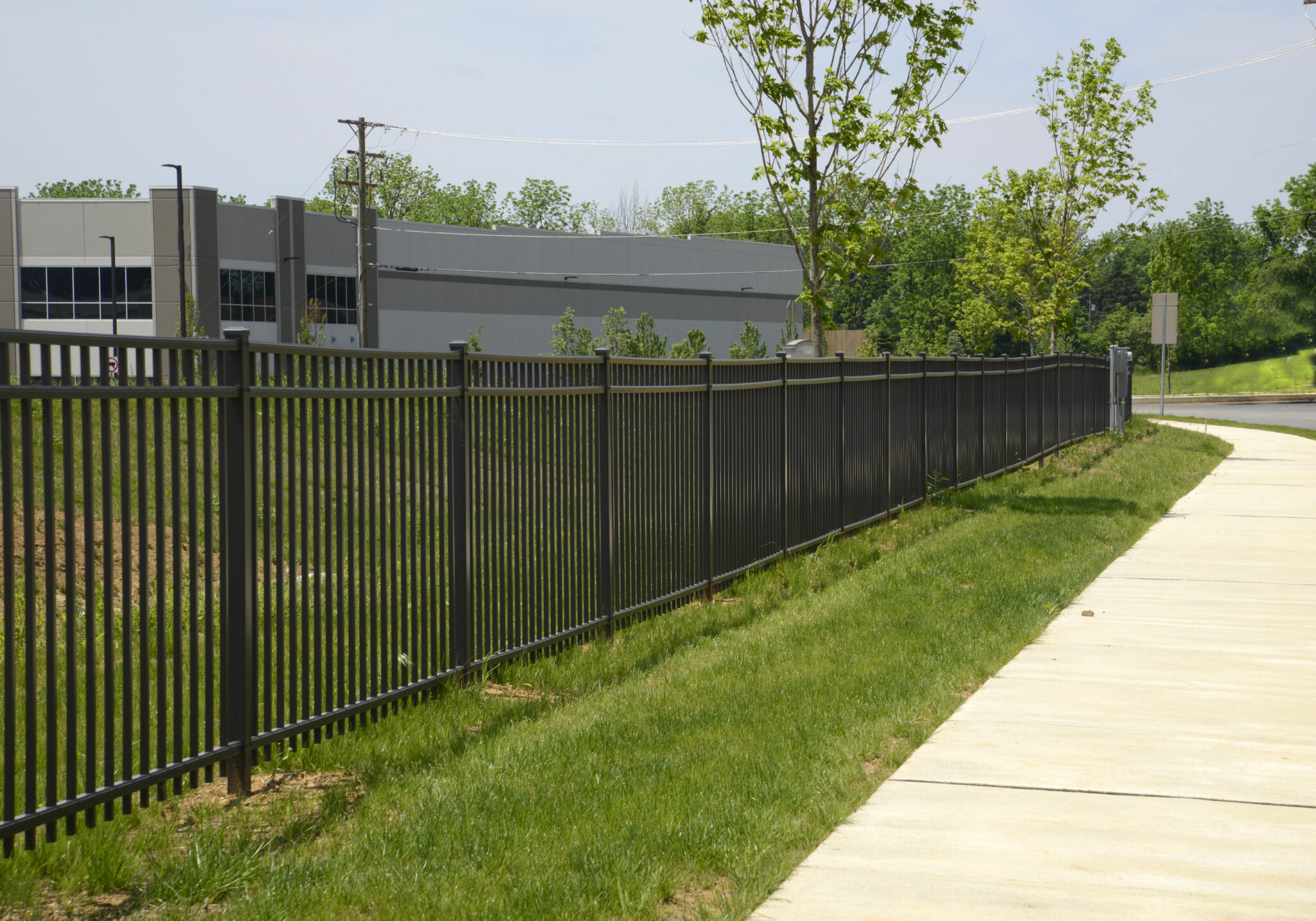 Why You Should Consider Aluminum Fencing - Hercules Fence